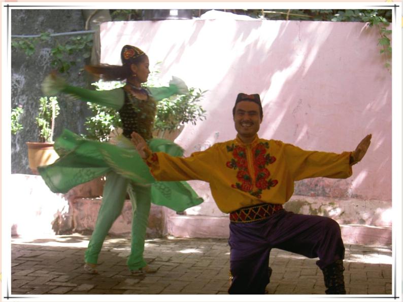 初中音乐湘艺版七年级上册青春舞曲 踏浪教课内容ppt课件-教习网|课件下载